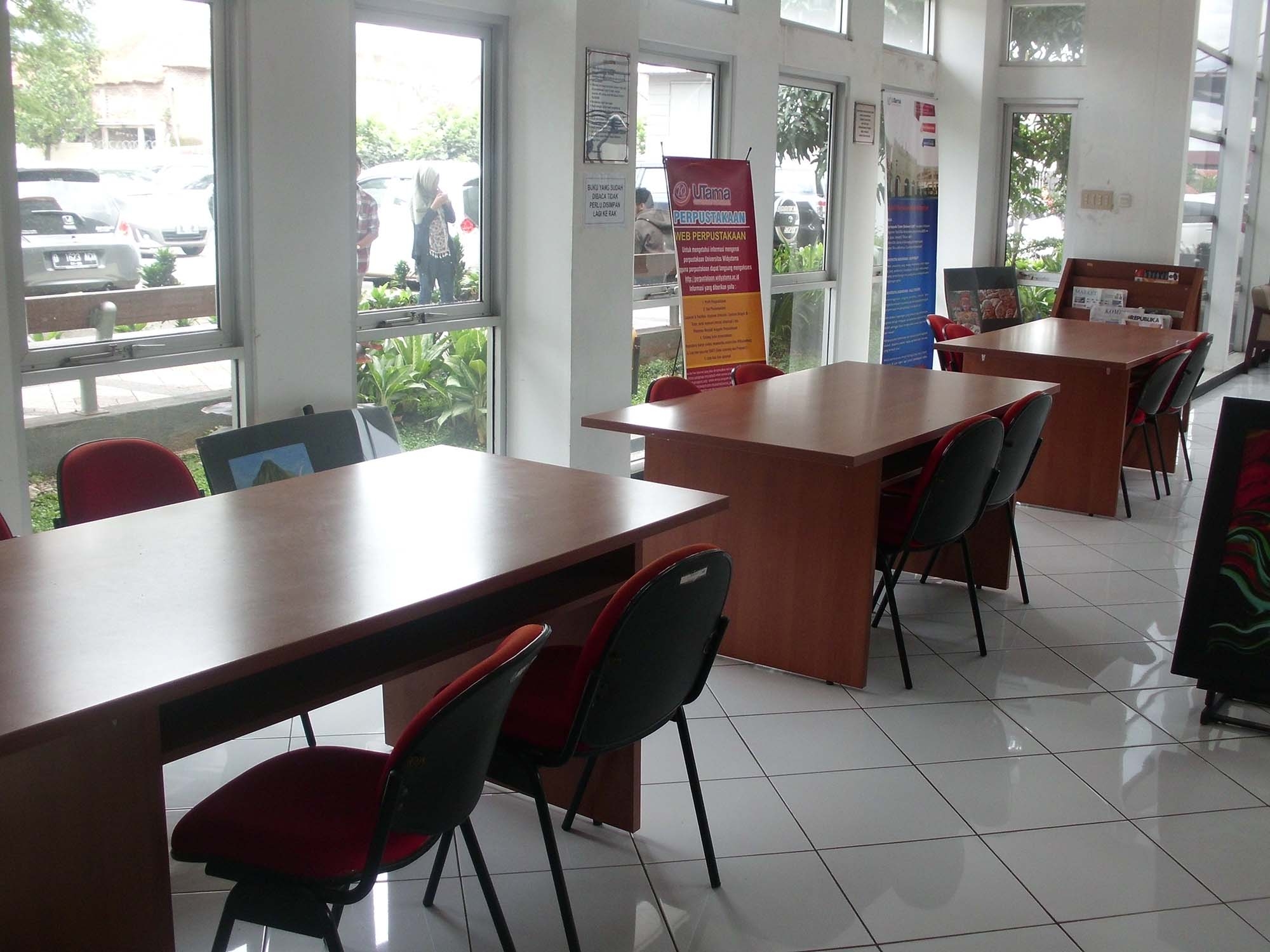 RUANG BACA - Perpustakaan Universitas Widyatama